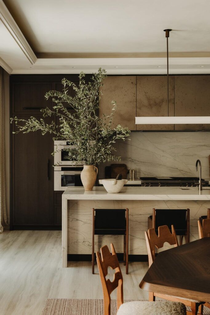 London Townhouse Redefined: Understated Modern Elegance