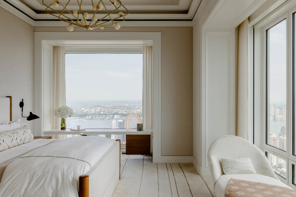 Lois Robbins' Modern Apartment In Central Park