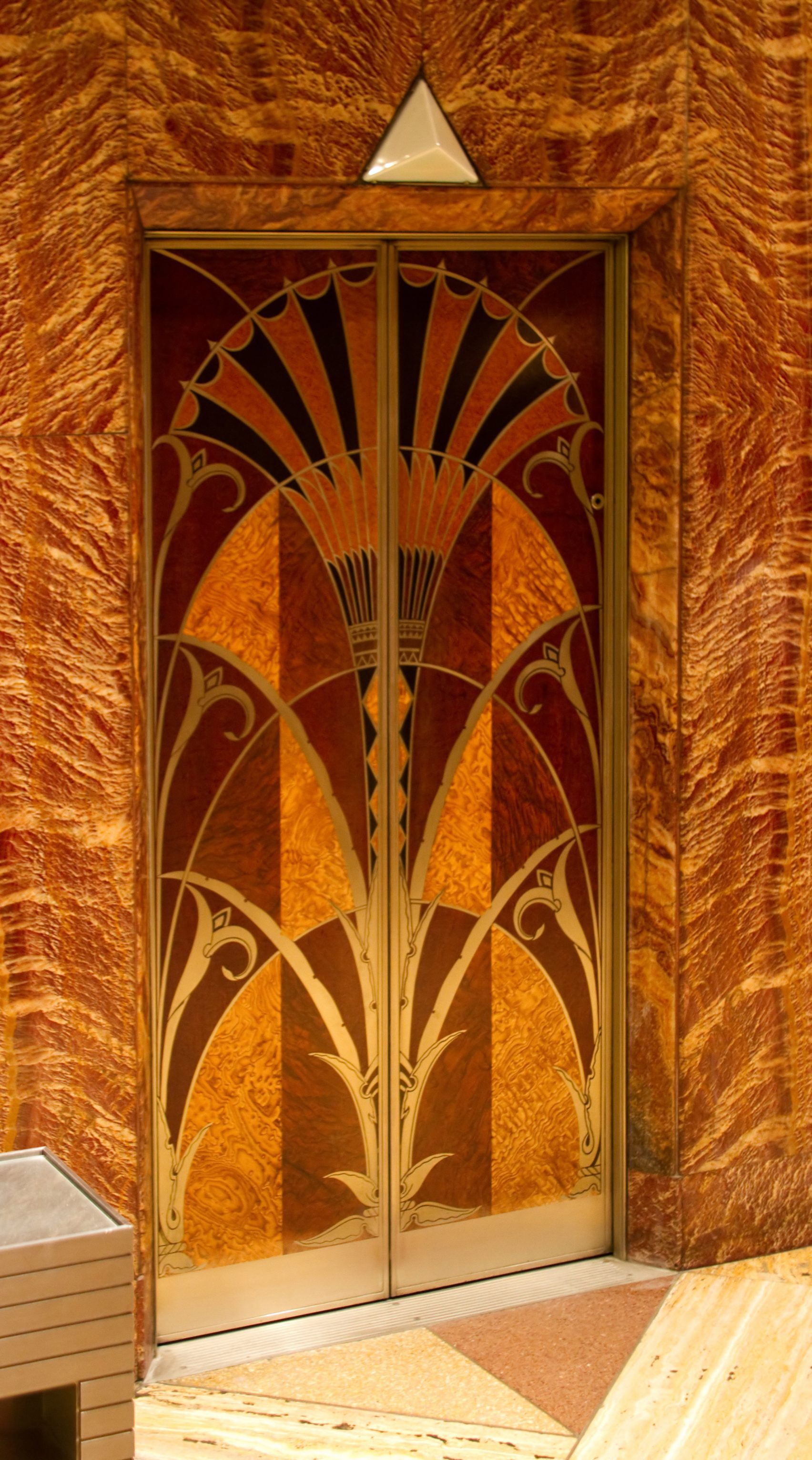 Art Decor Designs: 100 Years Of Timeless Art Deco