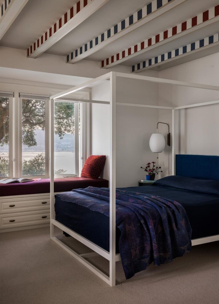 Eclectic Harmony: Art Deco Studio Elegance With HOMMÉS Studio