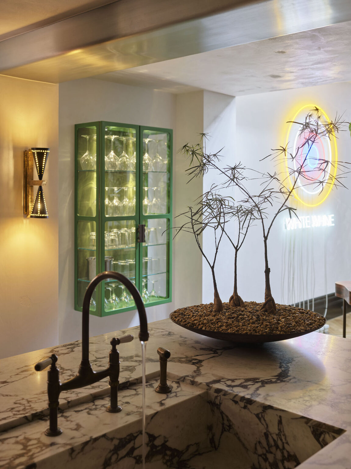 The Magnificent Flack Studio's Melbourne Terrace Revival