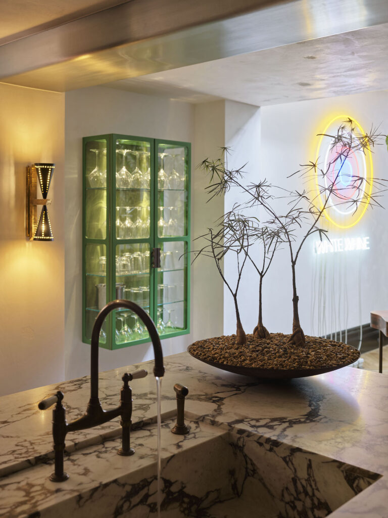 The Magnificent Flack Studio's Melbourne Terrace Revival