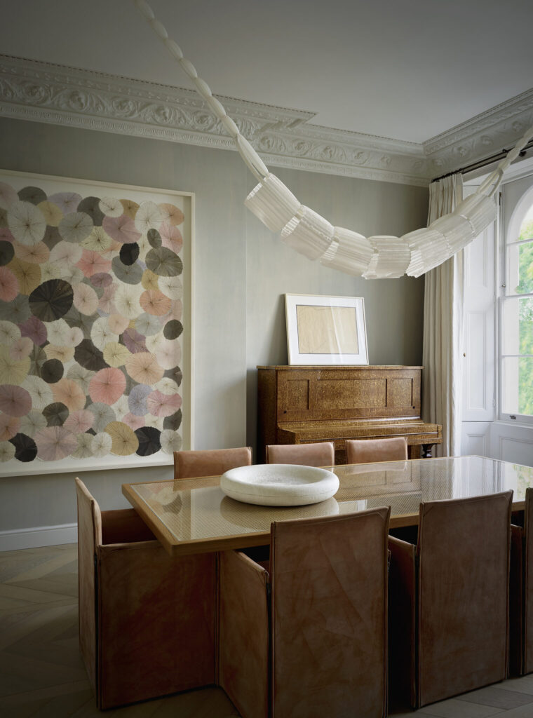 Elegance In Notting Hill: Olivia Williams Timeless Design