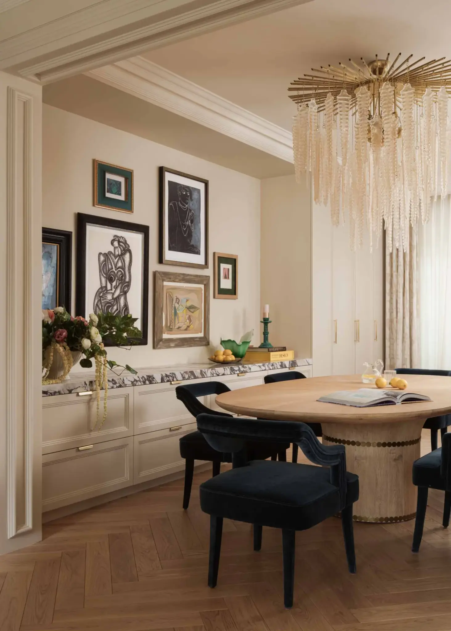 Art Deco Interior Design: Light And Dark In Paris