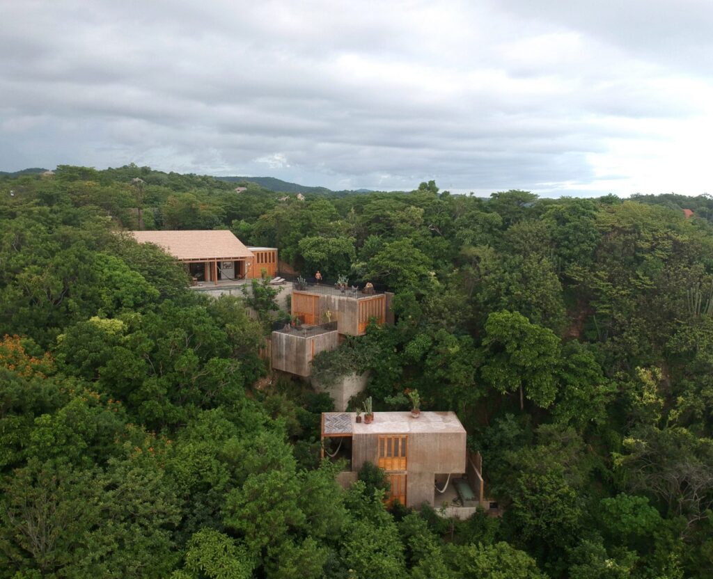 Exploring Mexican House: 10 Amazing Architectural Wonders